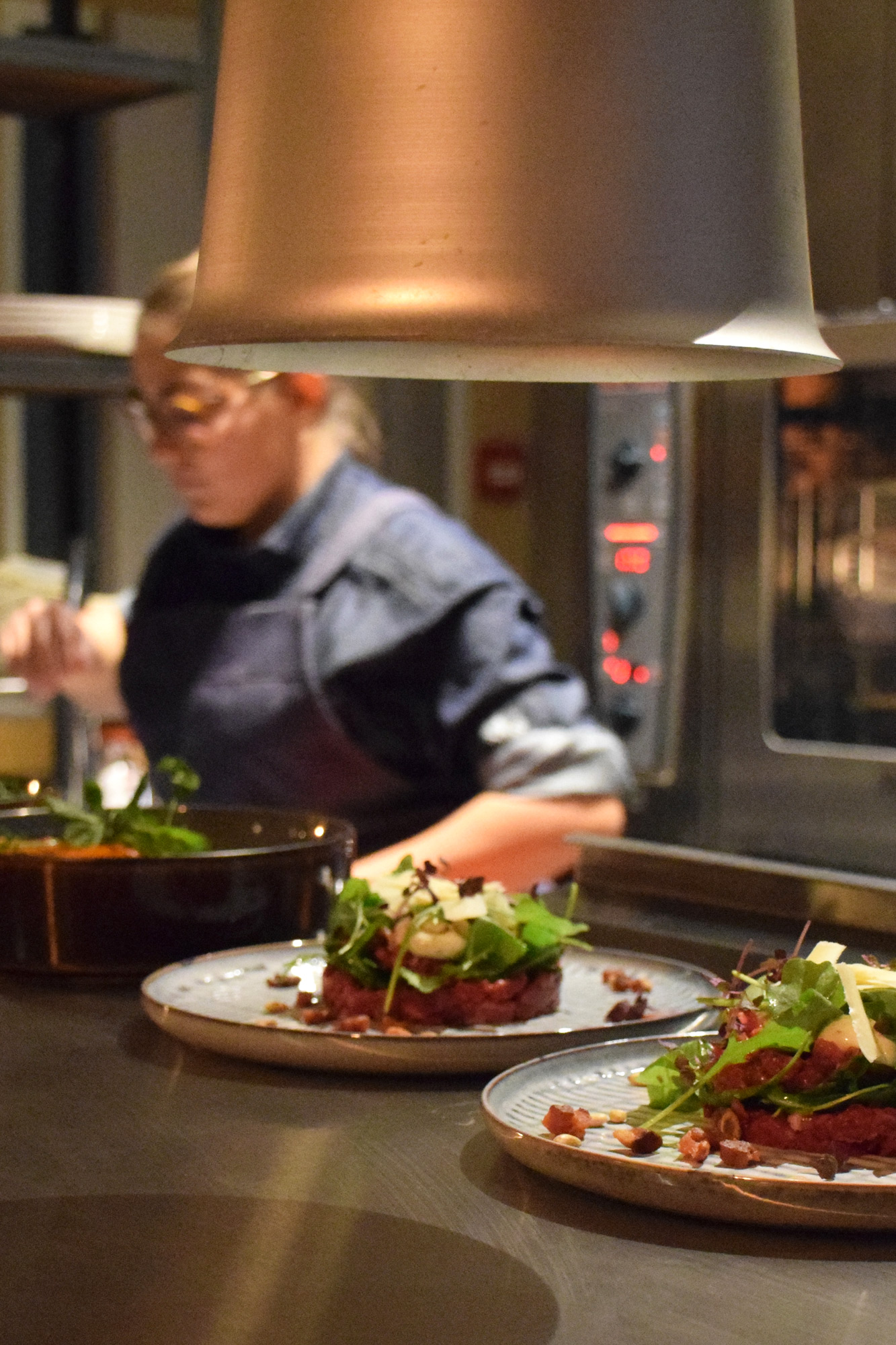 Jut & Jul – Restaurant & Catering